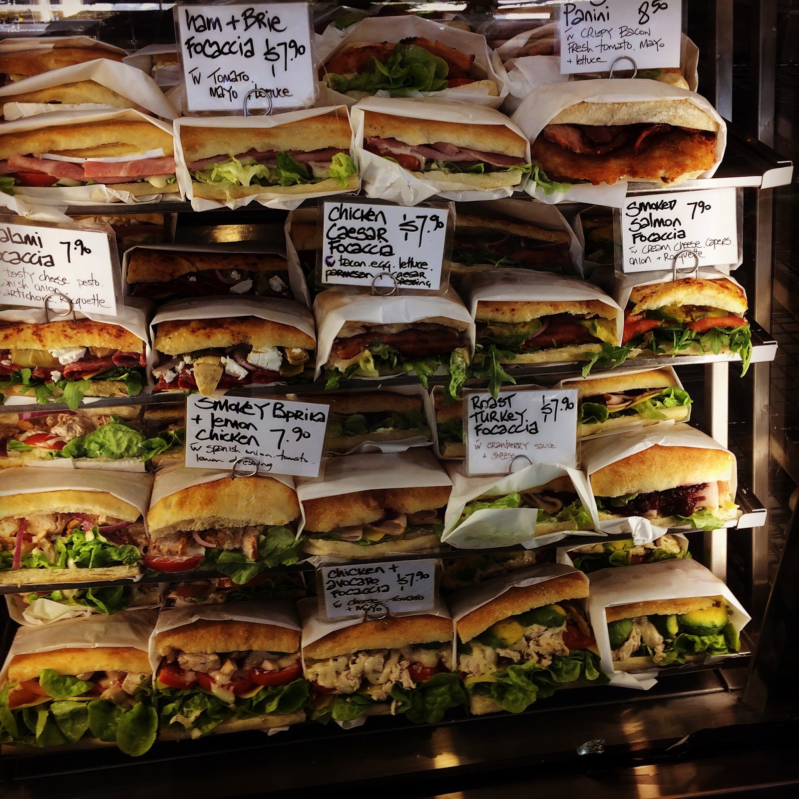 Dobinson’s Bakery – Karen Really Likes Food