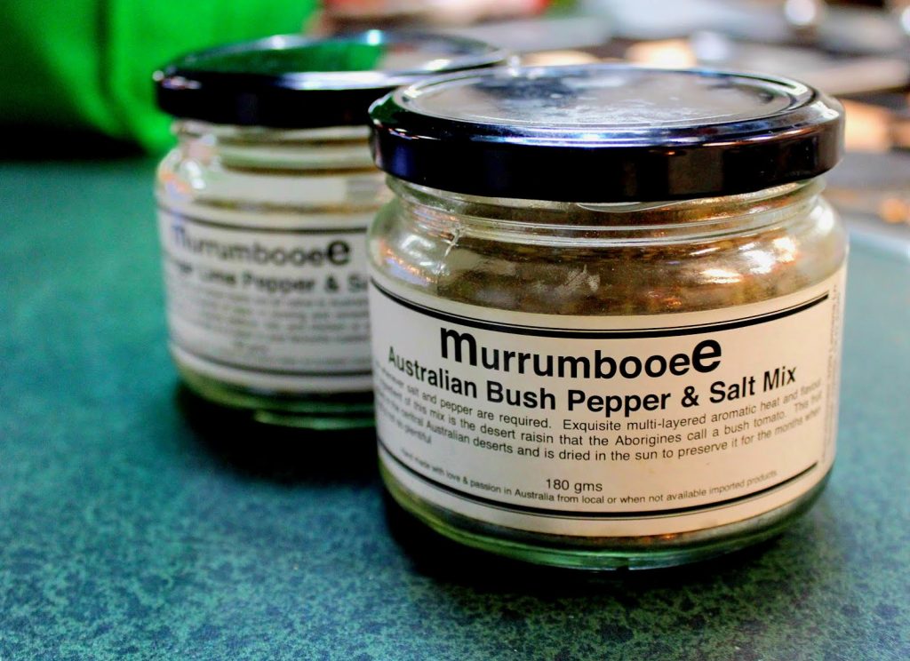 Cooking Circles – Bush Tucker Workshop – Karen Really Likes Food